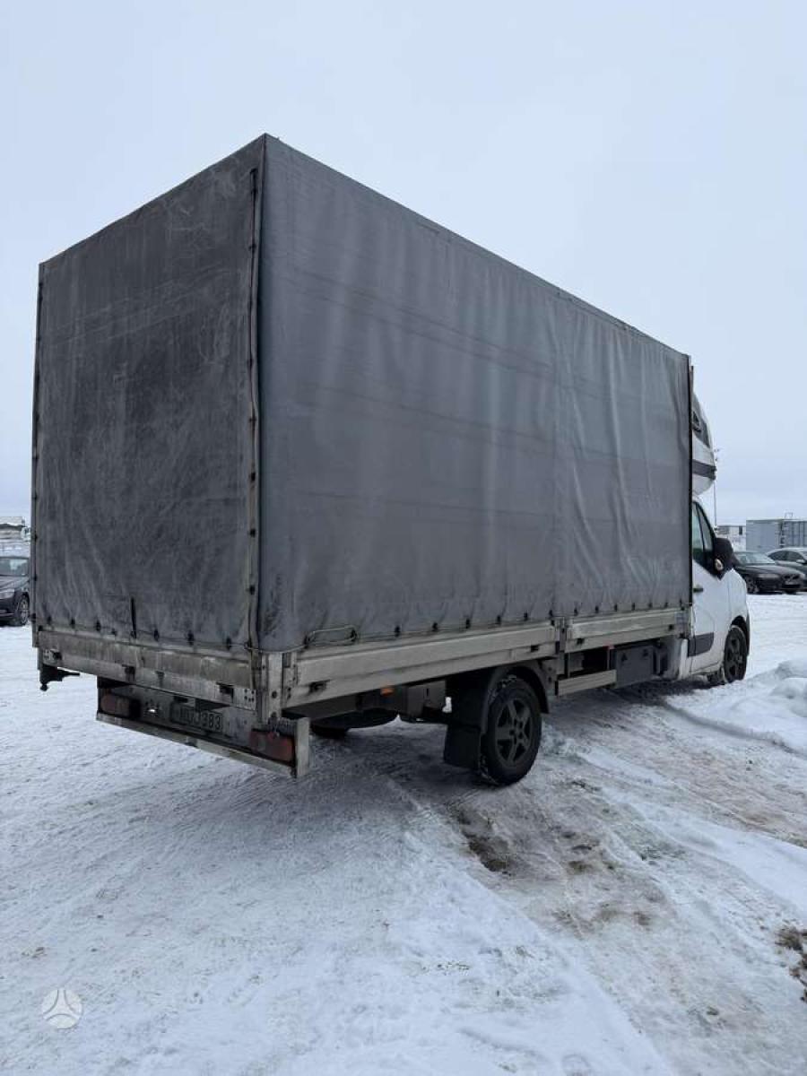 White Renault Master 2023 in Salcininkai, with an engine capacity of 2.30 L and mileage of 530 thousand km for 10999 €, photo 3 on AUTOMOTO.COM.LV