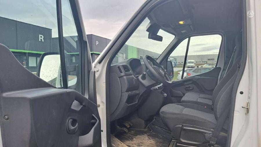 Balts Renault Master 2023 Viļņa, ar dzinēja tilpumu 2.30 L un nobraukumu 11 tūkst. km par 32549 €, foto 9 vietnē AUTOMOTO.COM.LV