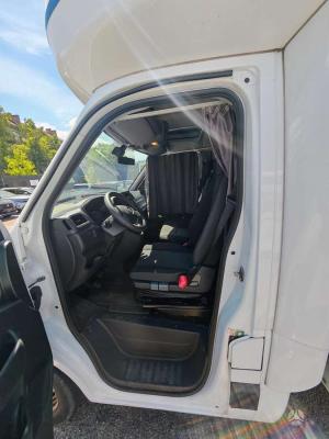 White Renault Master 2023 in Vilnius, with an engine capacity of 2.30 L and mileage of 211 thousand km for 30250 €, photo 11 on AUTOMOTO.COM.LV