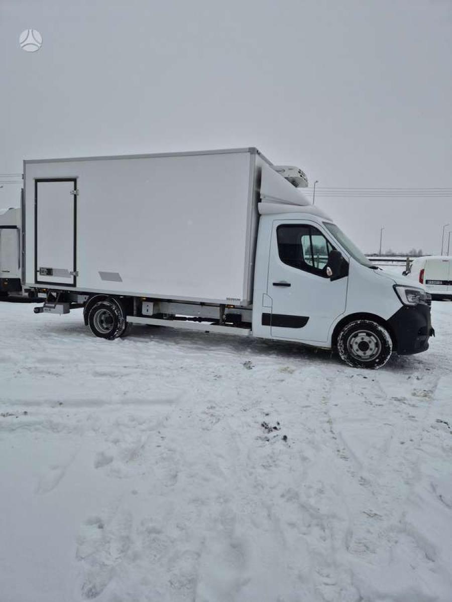 Balts Renault Master 2024 Kauņa, ar dzinēja tilpumu 2.30 L un nobraukumu 44 tūkst. km par 23320 €, foto 5 vietnē AUTOMOTO.COM.LV