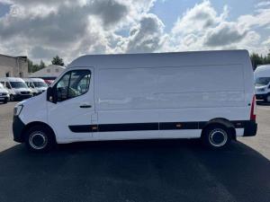 White Renault Master 2024 in Radviliskis, with an engine capacity of 2.30 L and mileage of 194 thousand km for 15669 €, photo 9 on AUTOMOTO.COM.LV