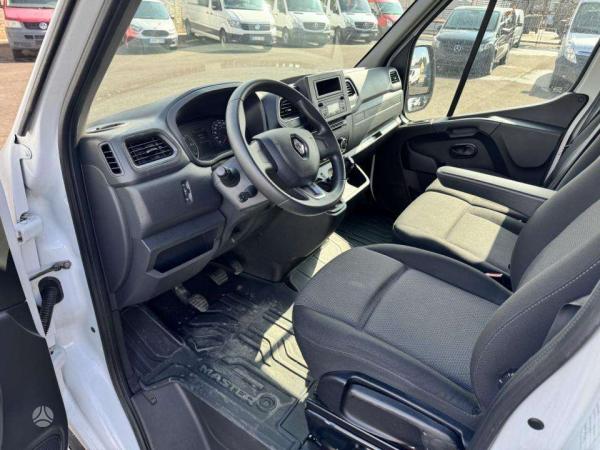 White Renault Master 2024 in Radviliskis, with an engine capacity of 2.30 L and mileage of 194 thousand km for 15669 €, photo 9 on AUTOMOTO.COM.LV