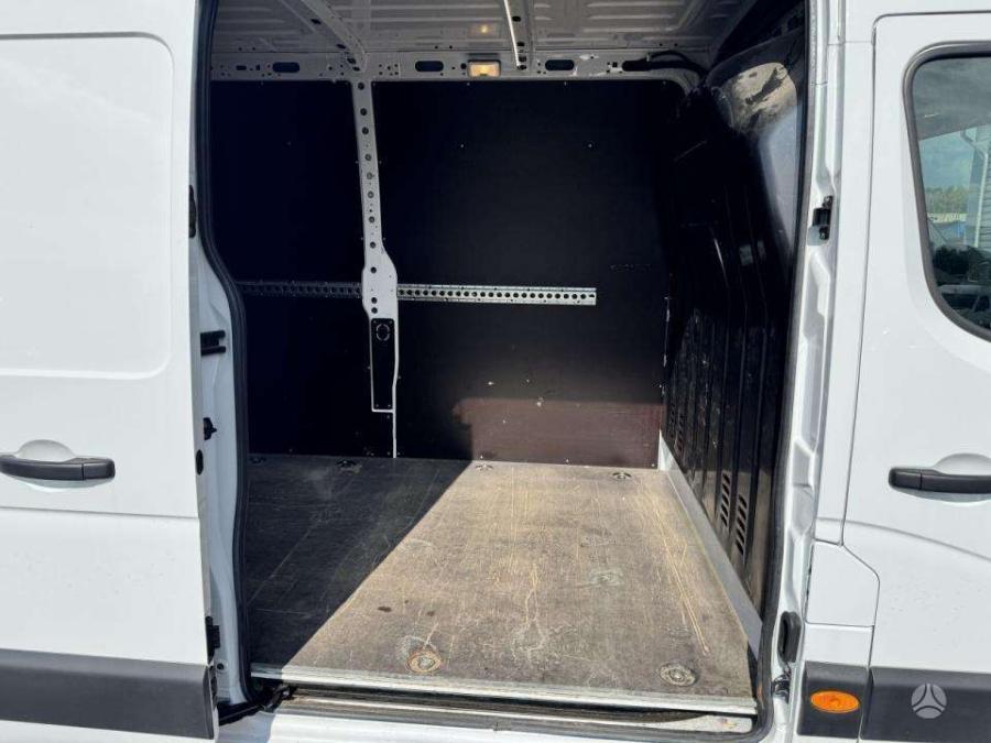 White Renault Master 2024 in Radviliskis, with an engine capacity of 2.30 L and mileage of 194 thousand km for 15669 €, photo 15 on AUTOMOTO.COM.LV