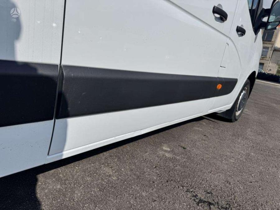 White Renault Master 2024 in Radviliskis, with an engine capacity of 2.30 L and mileage of 194 thousand km for 15669 €, photo 22 on AUTOMOTO.COM.LV