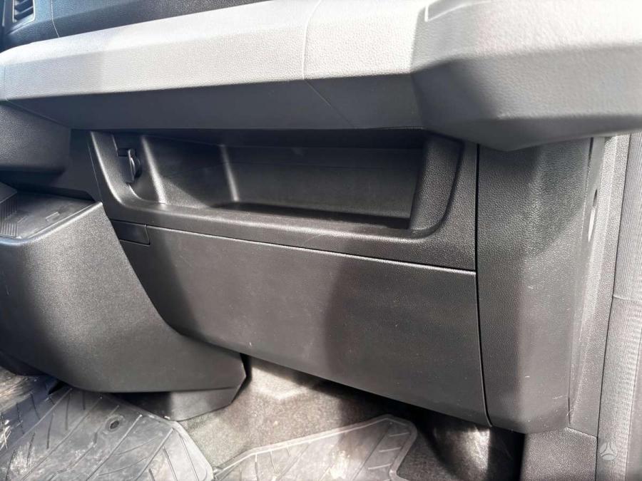 White Renault Master 2025 in Vilnius, with an engine capacity of 2.00 L and mileage of 4 thousand km for 31000 €, photo 14 on AUTOMOTO.COM.LV