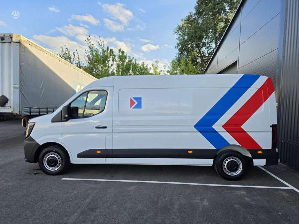 White Renault Master 2025 in Kaunas, with an engine capacity of 2.00 L and mileage of 48 thousand km for 20900 €, photo 6 on AUTOMOTO.COM.LV