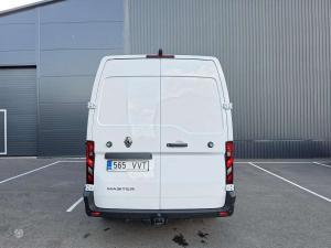 White Renault Master 2025 in Kaunas, with an engine capacity of 2.00 L and mileage of 48 thousand km for 20900 €, photo 9 on AUTOMOTO.COM.LV