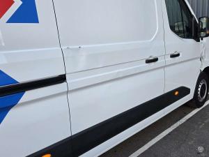 White Renault Master 2025 in Kaunas, with an engine capacity of 2.00 L and mileage of 48 thousand km for 20900 €, photo 14 on AUTOMOTO.COM.LV