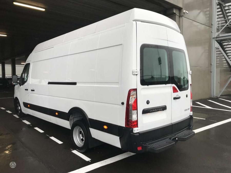 Balts Renault Master 2026 Plungė, ar dzinēja tilpumu 2.30 L un nobraukumu 59 tūkst. km par 26000 €, foto 5 vietnē AUTOMOTO.COM.LV
