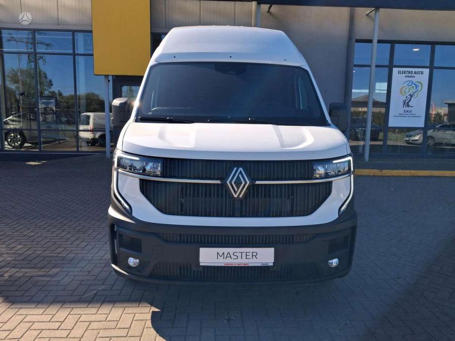 White Renault Master 2026 in Liepaja, with an engine capacity of 2.00 L and mileage of 48 thousand km for 47795 €, photo 4 on AUTOMOTO.COM.LV