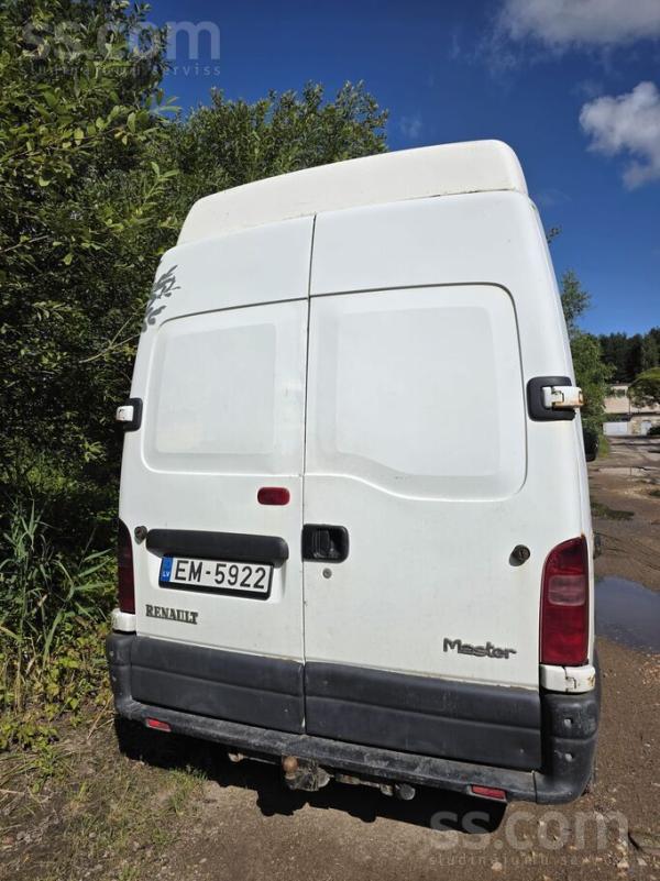 Balts Renault Master 2002 Rīga, ar dzinēja tilpumu 2.50 L un nobraukumu 430 tūkst. km par 500 €, foto 3 vietnē AUTOMOTO.COM.LV