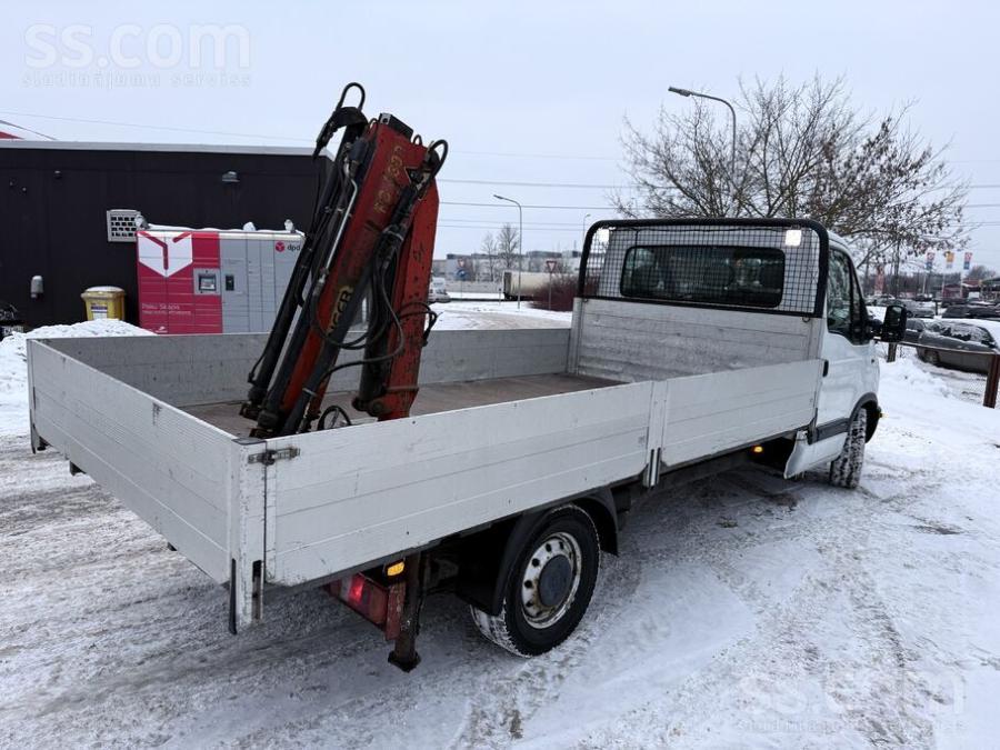 White Renault Master 2002 in Riga, with an engine capacity of 2.80 L and mileage of 277 thousand km for 4900 €, photo 2 on AUTOMOTO.COM.LV