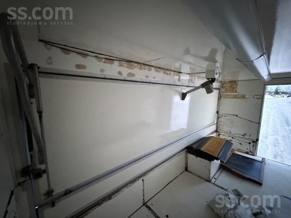 Balts Renault Master 2002 Jelgava, ar dzinēja tilpumu 2.20 L un nobraukumu 301 tūkst. km par 5500 €, foto 10 vietnē AUTOMOTO.COM.LV