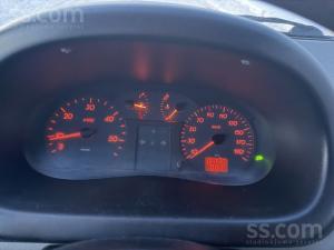 Balts Renault Master 2002 Jelgava, ar dzinēja tilpumu 2.20 L un nobraukumu 301 tūkst. km par 5500 €, foto 15 vietnē AUTOMOTO.COM.LV