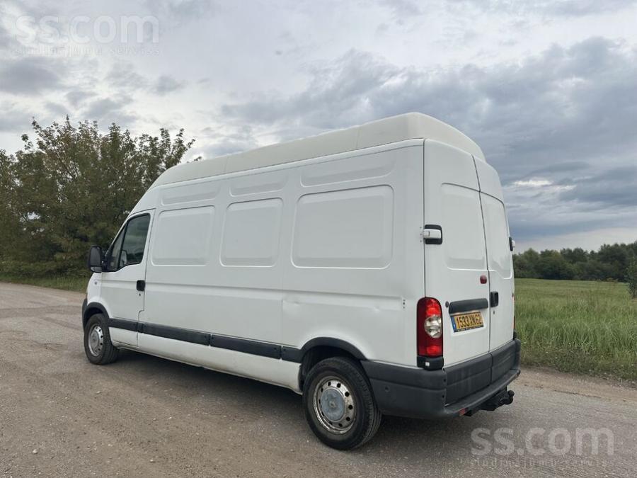 Белый Рено Мастер 2003 в Елгава, объемом двигателя 2.50 л и пробегом 237 тыс. км за 6100 €, фото 3 на AUTOMOTO.COM.LV