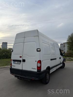 Белый Рено Мастер 2004 в Рига, объемом двигателя 2.50 л и пробегом 590 тыс. км за 3000 €, фото 5 на AUTOMOTO.COM.LV