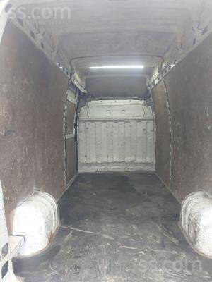 Balts Renault Master 2005 Rīga, ar dzinēja tilpumu 2.50 L un nobraukumu 394 tūkst. km par 3350 €, foto 13 vietnē AUTOMOTO.COM.LV