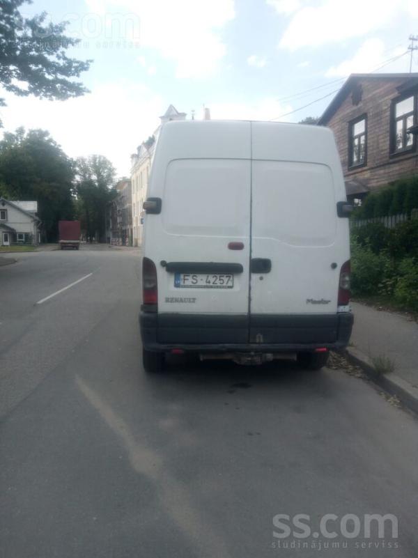 White Renault Master 2005 in Riga, with an engine capacity of 2.50 L and mileage of 580 thousand km for 800 €, photo 4 on AUTOMOTO.COM.LV