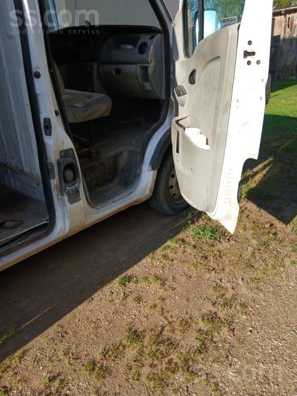 Balts Renault Master 2005 Talsi, ar dzinēja tilpumu 2.50 L un nobraukumu 401 tūkst. km par 2200 €, foto 6 vietnē AUTOMOTO.COM.LV
