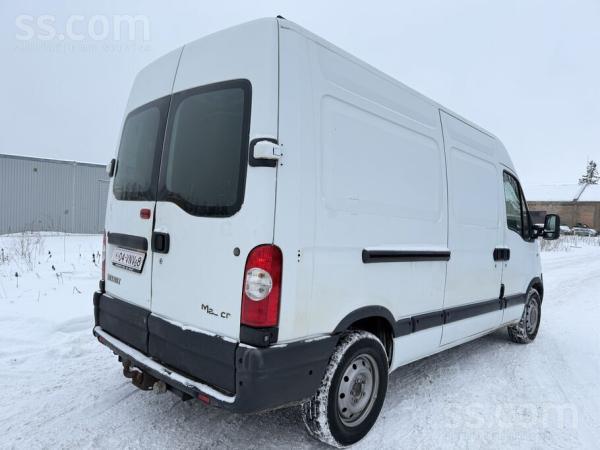 White Renault Master 2006 in Jelgava, with an engine capacity of 2.50 L and mileage of 261 thousand km for 4900 €, photo 6 on AUTOMOTO.COM.LV