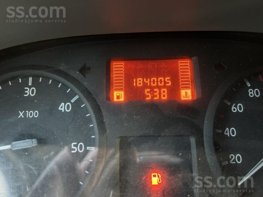 White Renault Master 2007 in Riga, with an engine capacity of 2.50 L and mileage of 184 thousand km for 6500 €, photo 12 on AUTOMOTO.COM.LV
