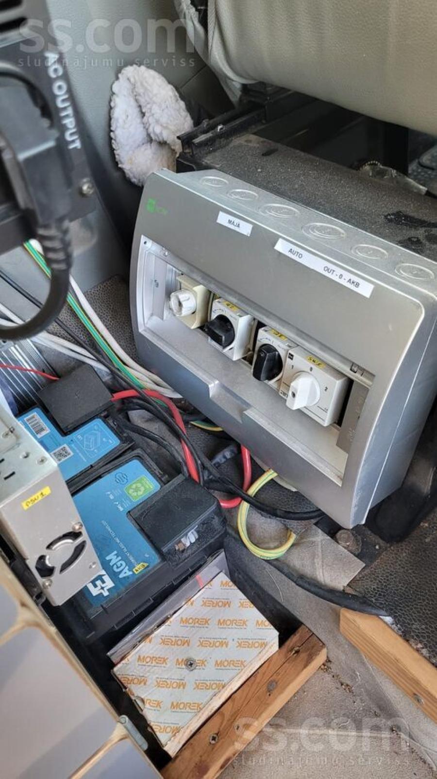Balts Renault Master 2007 Rīga, ar dzinēja tilpumu 2.50 L un nobraukumu 637 tūkst. km par 2000 €, foto 10 vietnē AUTOMOTO.COM.LV