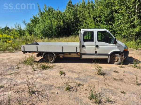 White Renault Master 2007 in Ludza, with an engine capacity of 2.50 L and mileage of 325 thousand km for 2500 €, photo 2 on AUTOMOTO.COM.LV