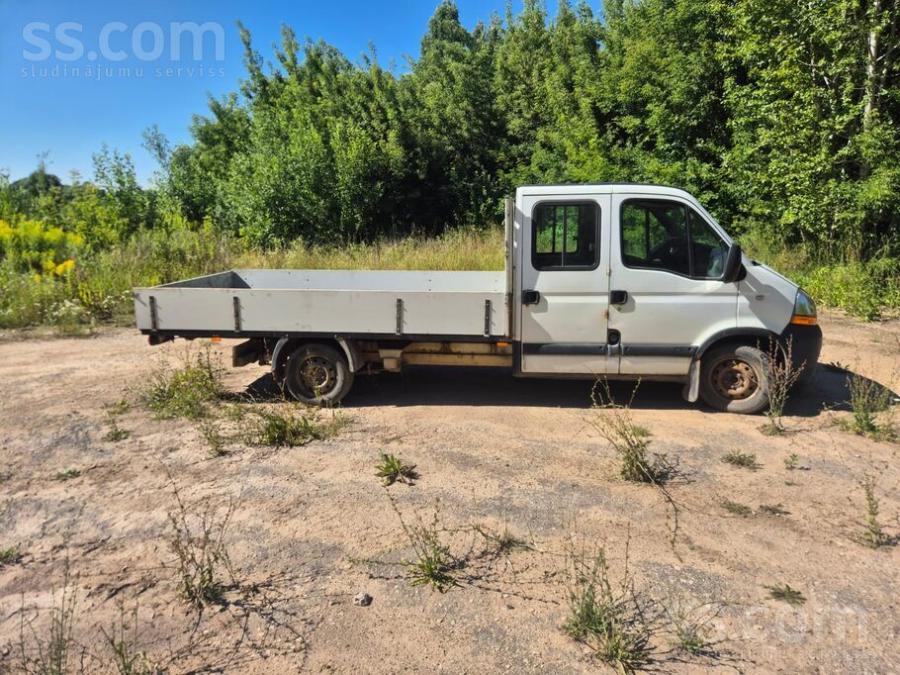 White Renault Master 2007 in Ludza, with an engine capacity of 2.50 L and mileage of 325 thousand km for 2500 €, photo 3 on AUTOMOTO.COM.LV