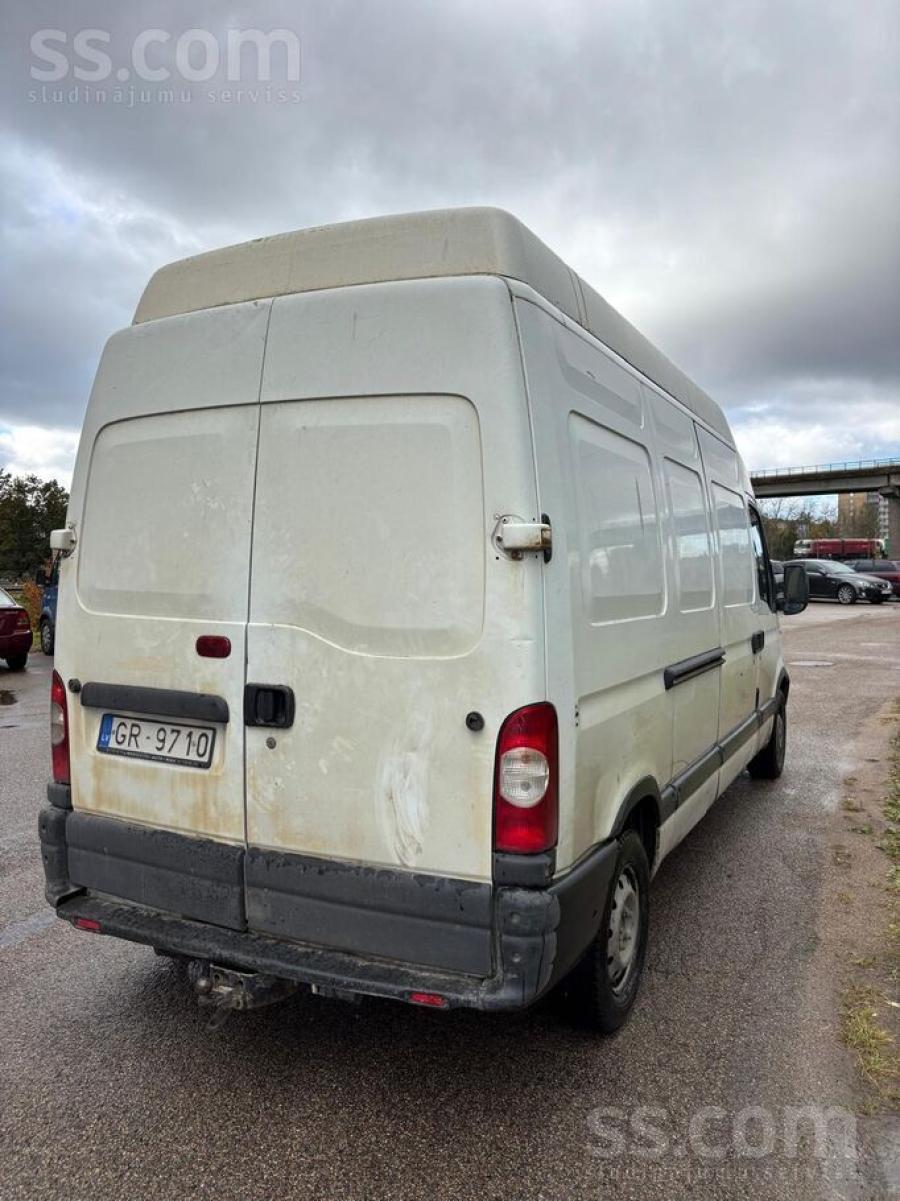 White Renault Master 2007 in Riga, with an engine capacity of 2.50 L and mileage of 275 thousand km for 1150 €, photo 3 on AUTOMOTO.COM.LV