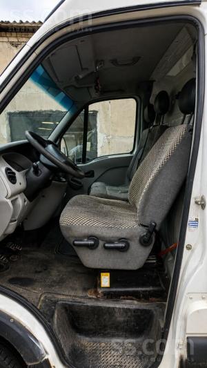 Balts Renault Master 2008 Jēkabpils, ar dzinēja tilpumu 2.50 L un nobraukumu 434 tūkst. km par 1990 €, foto 5 vietnē AUTOMOTO.COM.LV