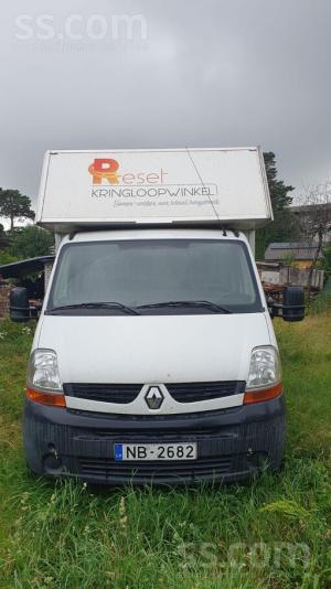 Balts Renault Master 2008 Liepāja, ar dzinēja tilpumu 2.50 L un nobraukumu 267 tūkst. km par 6000 €, foto  vietnē AUTOMOTO.COM.LV