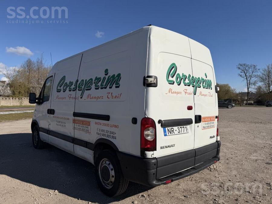 White Renault Master 2009 in Jelgava, with an engine capacity of 2.50 L and mileage of 391 thousand km for 4100 €, photo 3 on AUTOMOTO.COM.LV