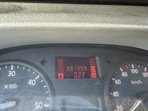 White Renault Master 2009 in Jelgava, with an engine capacity of 2.50 L and mileage of 391 thousand km for 4100 €, photo 17 on AUTOMOTO.COM.LV
