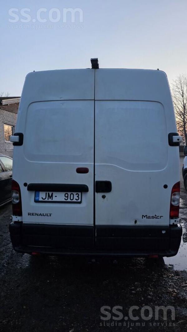 Balts Renault Master 2009 Rīga, ar dzinēja tilpumu 2.50 L un nobraukumu 248 tūkst. km par 3200 €, foto 3 vietnē AUTOMOTO.COM.LV