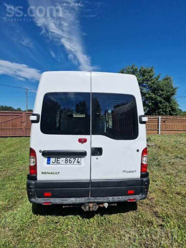 Balts Renault Master 2009 Rīga, ar dzinēja tilpumu 2.50 L un nobraukumu 338 tūkst. km par 4356 €, foto 3 vietnē AUTOMOTO.COM.LV