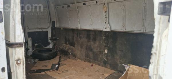 Balts Renault Master 2010 Jelgava, ar dzinēja tilpumu 2.30 L un nobraukumu 574 tūkst. km par 3500 €, foto 11 vietnē AUTOMOTO.COM.LV