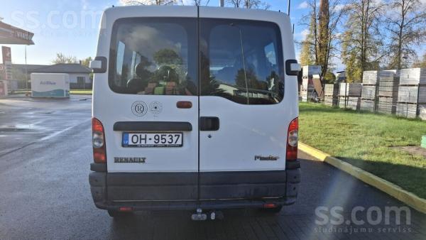 White Renault Master 2010 in Jelgava, with an engine capacity of 2.50 L and mileage of 264 thousand km for 7000 €, photo 3 on AUTOMOTO.COM.LV