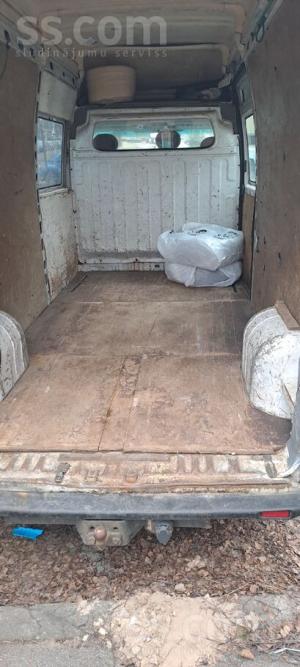 Balts Renault Master 2010 Rīga, ar dzinēja tilpumu 2.50 L un nobraukumu 509 tūkst. km par 2400 €, foto 9 vietnē AUTOMOTO.COM.LV