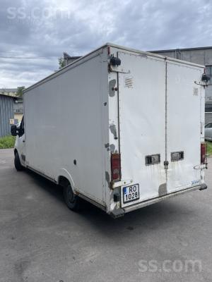 Balts Renault Master 2010 Rīga, ar dzinēja tilpumu 2.30 L un nobraukumu 237 tūkst. km par 3000 €, foto 5 vietnē AUTOMOTO.COM.LV