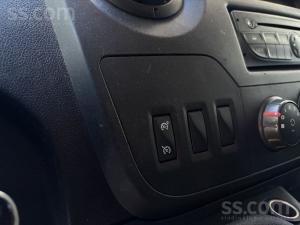 White Renault Master 2010 in Jelgava, with an engine capacity of 2.30 L and mileage of 450 thousand km for 6900 €, photo 15 on AUTOMOTO.COM.LV