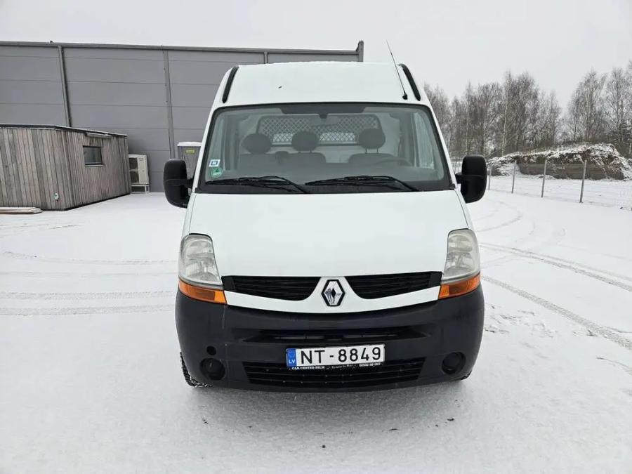 White Renault Master 2010 in Jekabpils, with an engine capacity of 2.50 L and mileage of 162 thousand km for 6990 €, photo 3 on AUTOMOTO.COM.LV