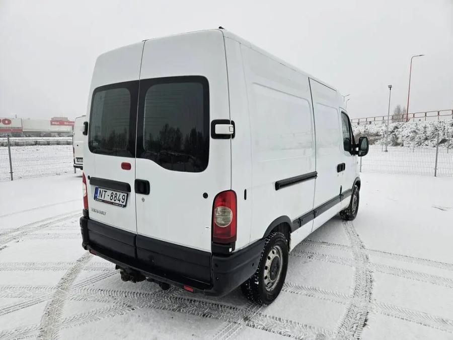White Renault Master 2010 in Jekabpils, with an engine capacity of 2.50 L and mileage of 162 thousand km for 6990 €, photo 5 on AUTOMOTO.COM.LV