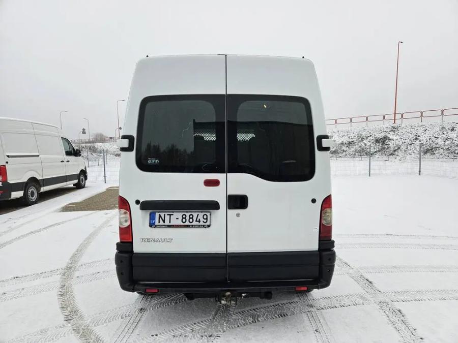 White Renault Master 2010 in Jekabpils, with an engine capacity of 2.50 L and mileage of 162 thousand km for 6990 €, photo 6 on AUTOMOTO.COM.LV
