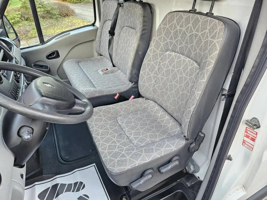 White Renault Master 2010 in Jekabpils, with an engine capacity of 2.50 L and mileage of 162 thousand km for 6990 €, photo 20 on AUTOMOTO.COM.LV