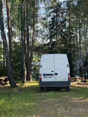 White Renault Master 2010 in Rezekne, with an engine capacity of 2.50 L and mileage of 520 thousand km for 2600 €, photo 3 on AUTOMOTO.COM.LV