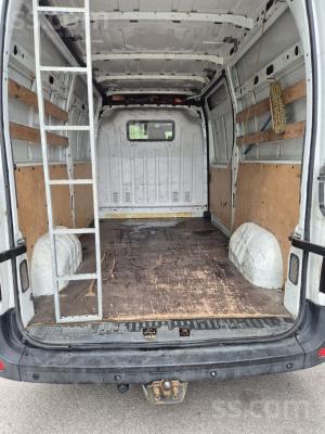 Balts Renault Master 2011 Rīga, ar dzinēja tilpumu 2.30 L un nobraukumu 396 tūkst. km par 6000 €, foto 9 vietnē AUTOMOTO.COM.LV