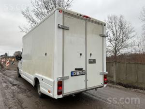 White Renault Master 2011 in Jelgava, with an engine capacity of 2.30 L and mileage of 530 thousand km for 7500 €, photo 4 on AUTOMOTO.COM.LV
