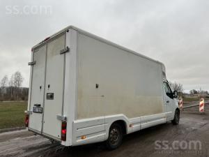 White Renault Master 2011 in Jelgava, with an engine capacity of 2.30 L and mileage of 530 thousand km for 7500 €, photo 5 on AUTOMOTO.COM.LV