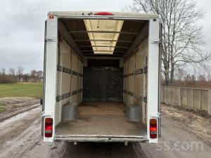 White Renault Master 2011 in Jelgava, with an engine capacity of 2.30 L and mileage of 530 thousand km for 7500 €, photo 9 on AUTOMOTO.COM.LV