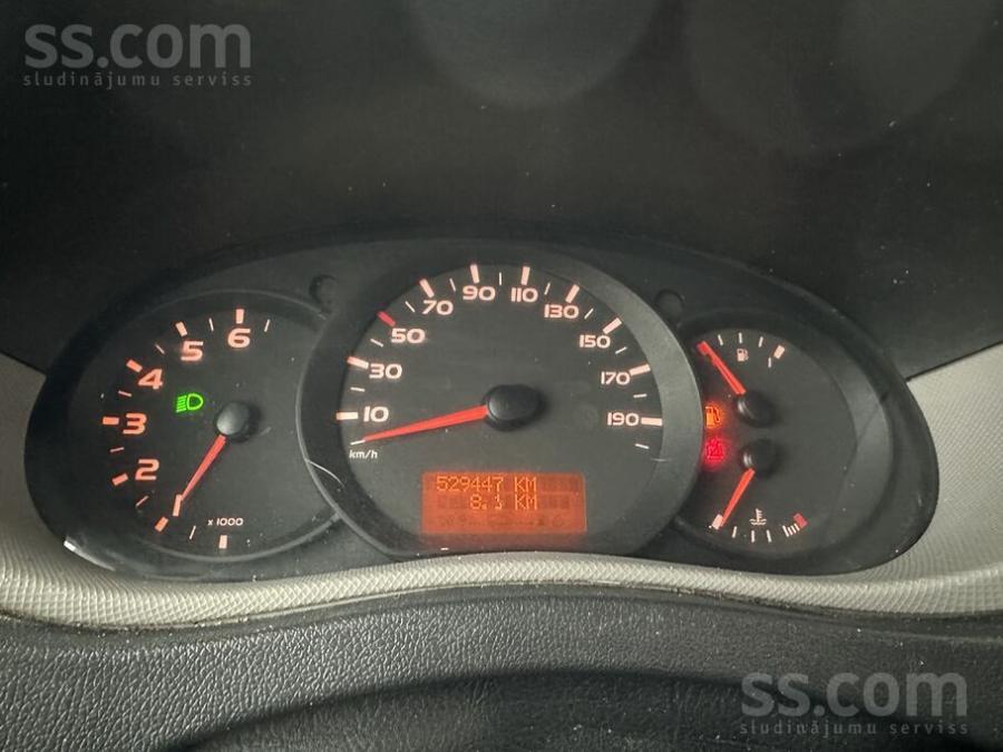 White Renault Master 2011 in Jelgava, with an engine capacity of 2.30 L and mileage of 530 thousand km for 7500 €, photo 16 on AUTOMOTO.COM.LV